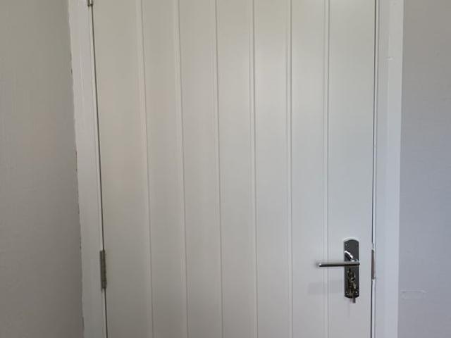 Studio with own separate kitchen and bathroom
