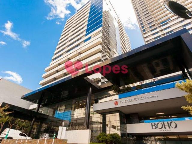 Studio totalmente mobiliado e equipado de 35 m² à venda no Centro