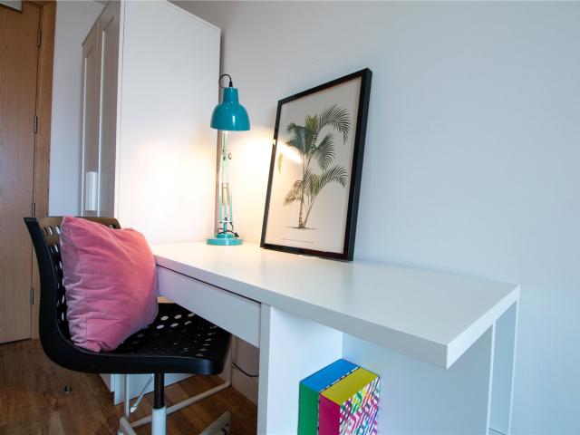 Studio to let in Liverpool