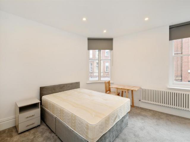 Studio To Let
