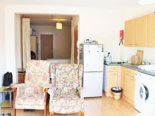Studio to rent