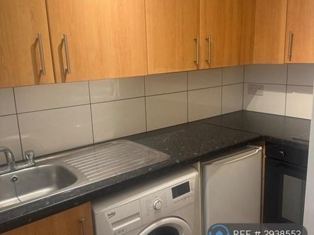 Studio to rent