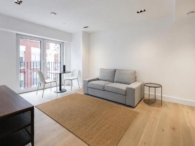 Studio to rent