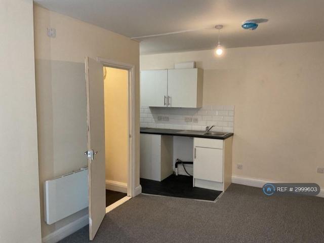 Studio to rent