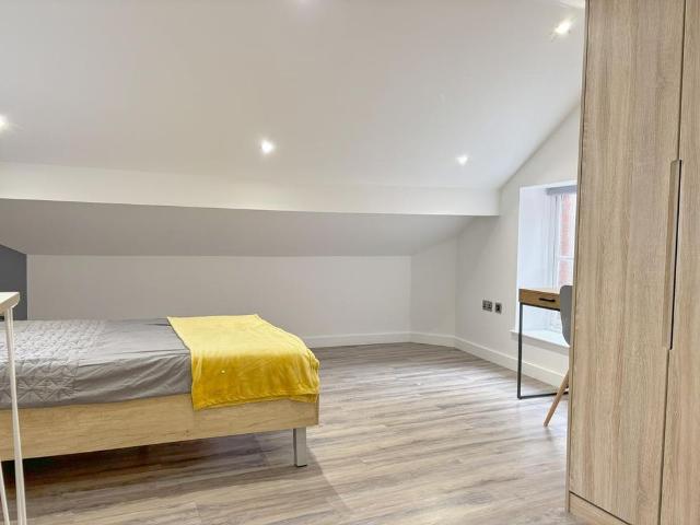 Studio to rent