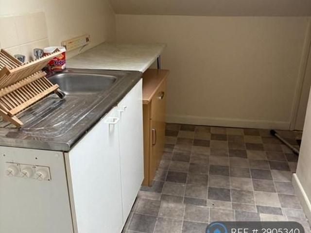 Studio to rent