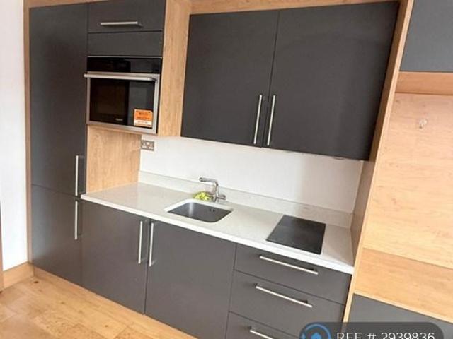 Studio to rent