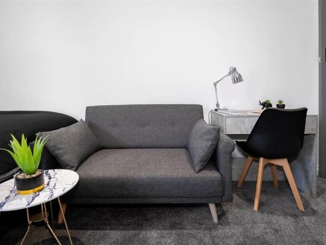 Studio to rent