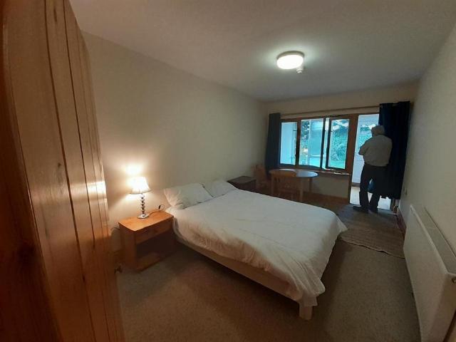 Studio to rent