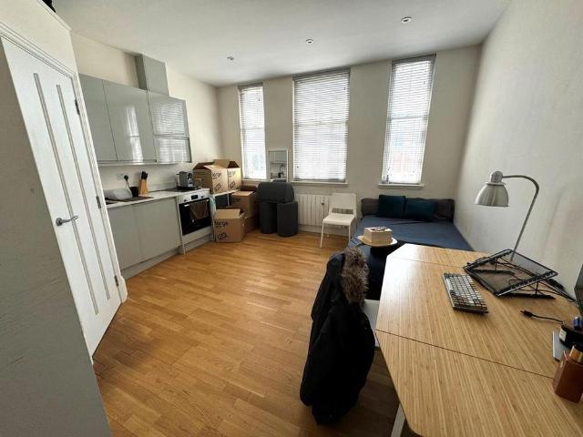 Studio to rent