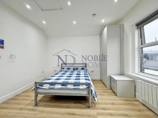 Studio to rent