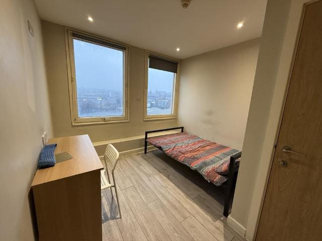 Studio to rent