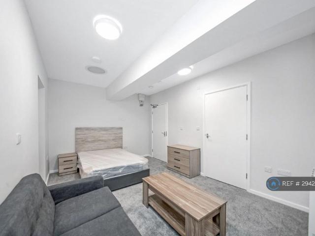 Studio to rent