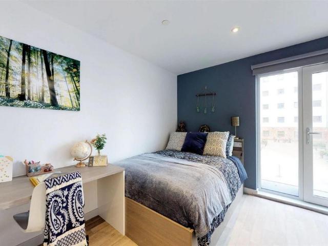 Studio to rent