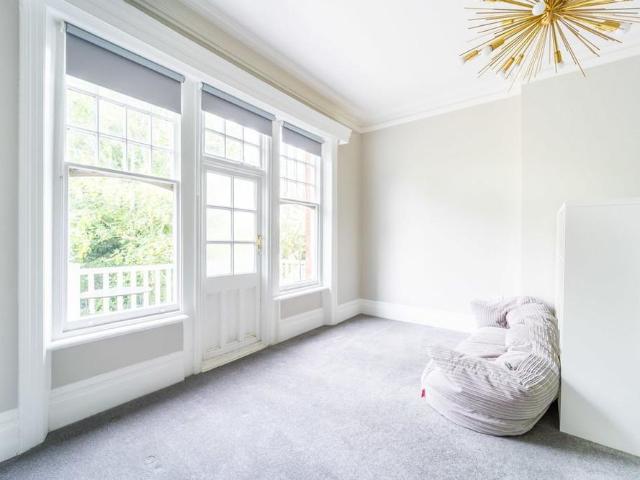 Studio to rent