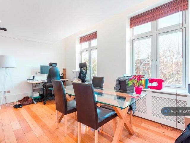Studio to rent
