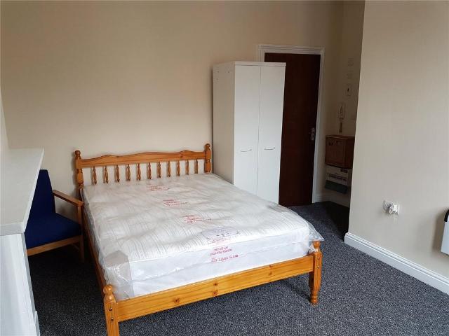 Studio to rent