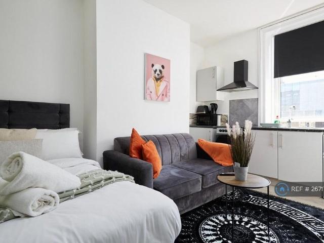 Studio to rent