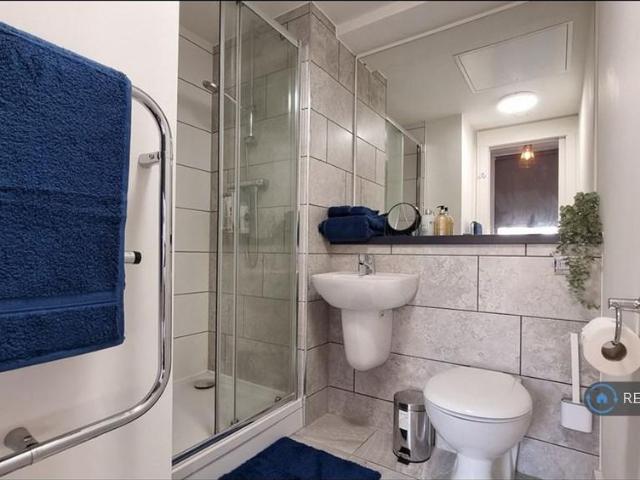 Studio to rent