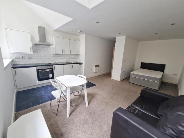 Studio to rent