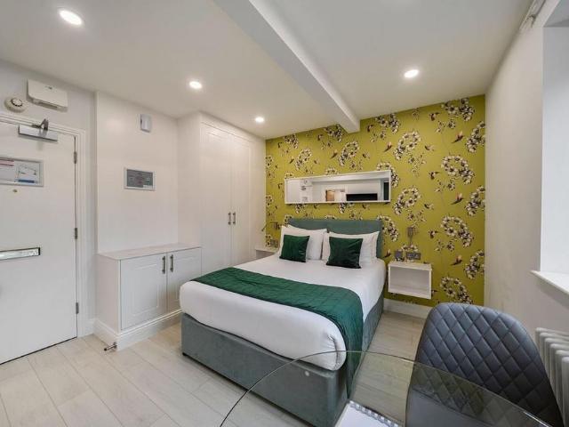 Studio to rent