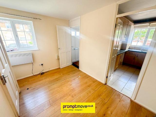 Studio to rent