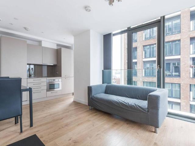 Studio to rent