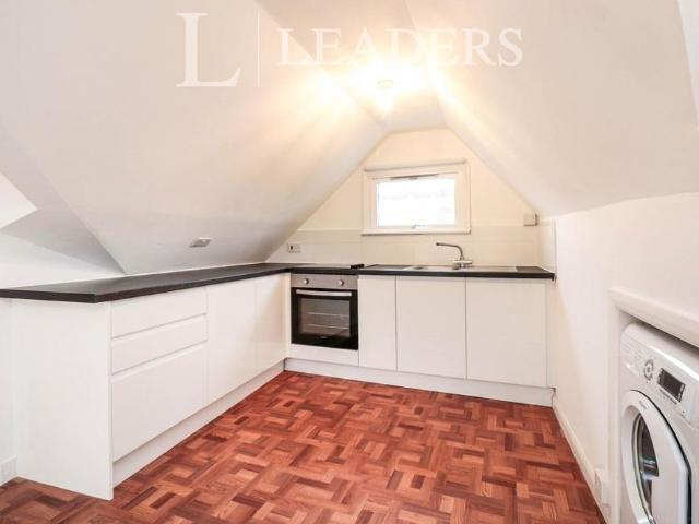 Studio to rent