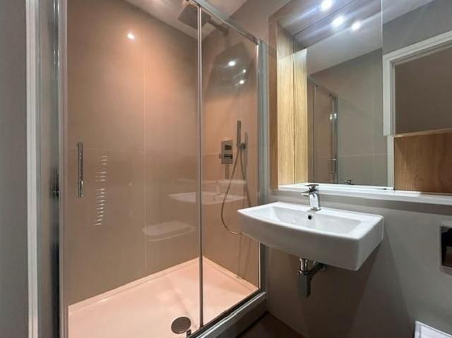 Studio to rent