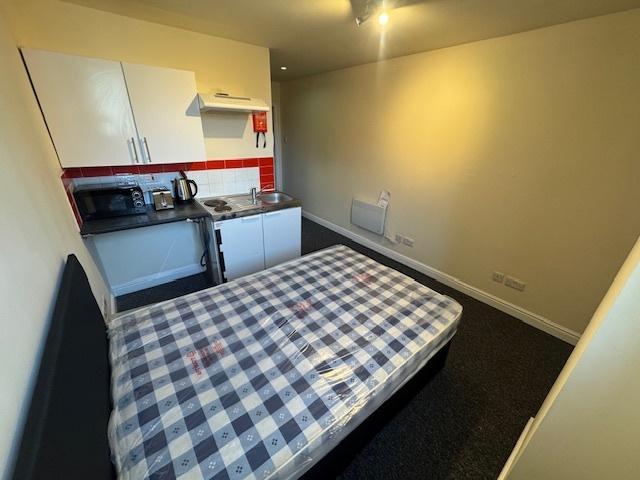 Studio to rent