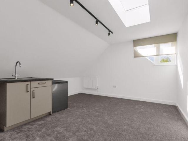 Studio to rent