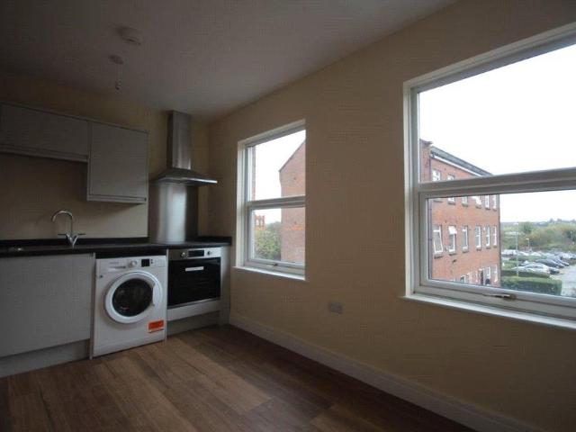 Studio to rent