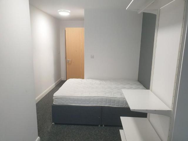 Studio to rent