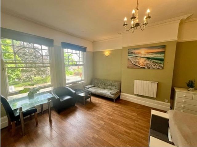 Studio To Rent