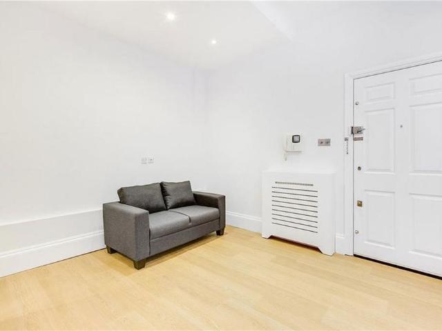 Studio to rent