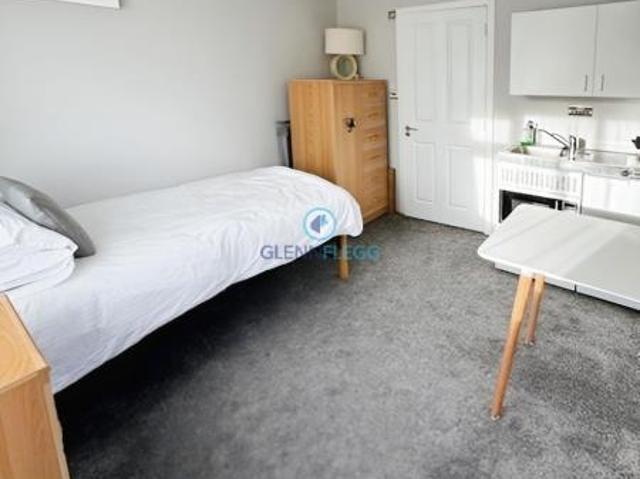 Studio to rent
