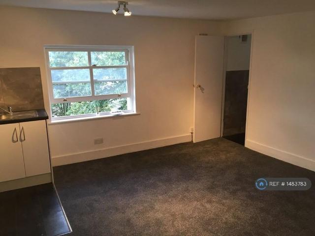 Studio to rent