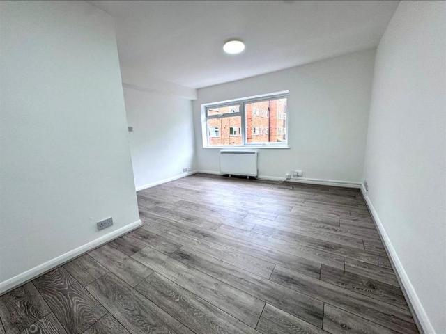 Studio to rent