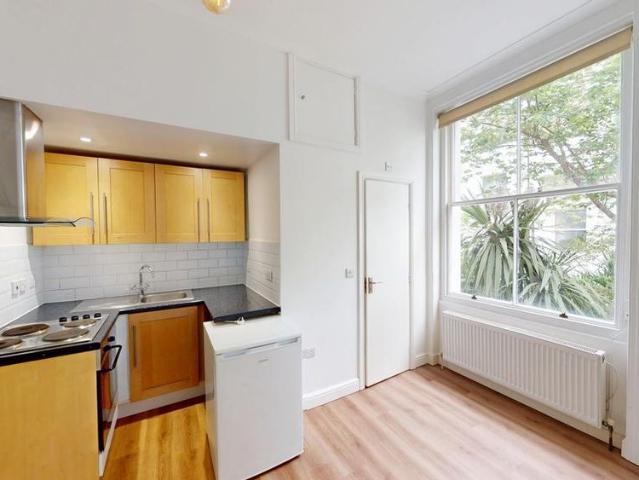 Studio to rent