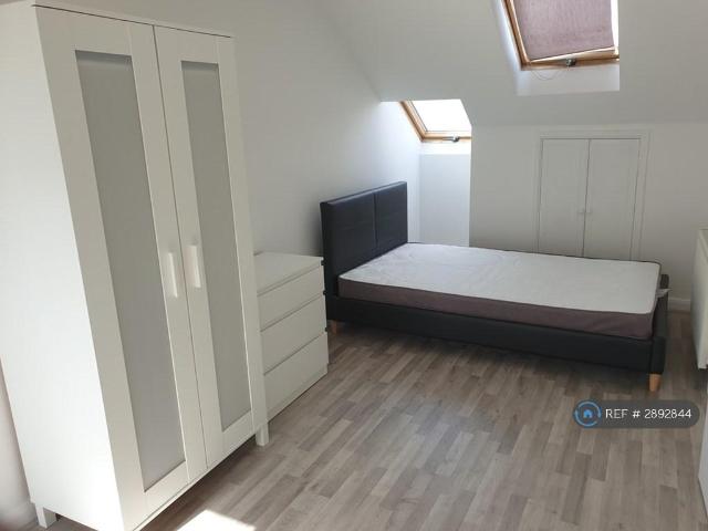 Studio to rent