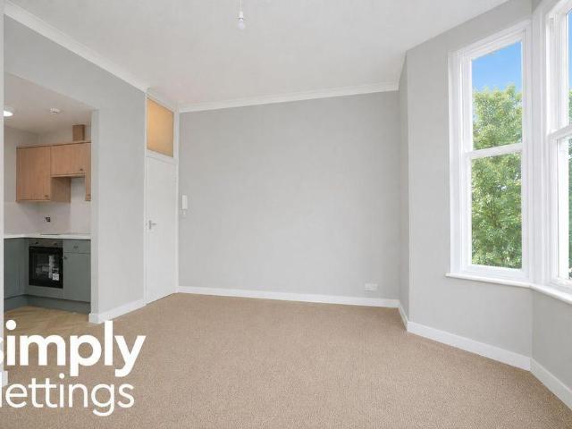 Studio to rent