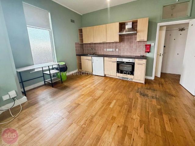 Studio to rent