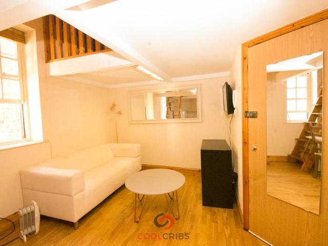 Studio to rent