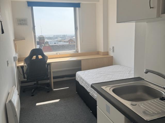Studio to rent