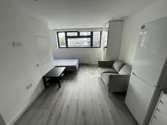 Studio to rent