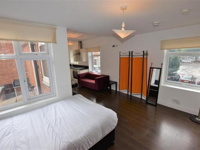 Studio to rent