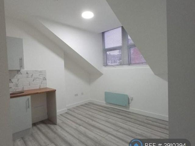Studio to rent