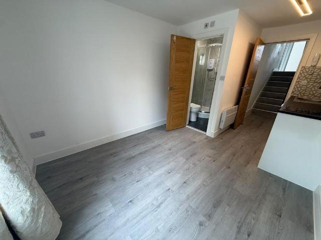 Studio to rent