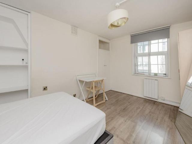 Studio to rent