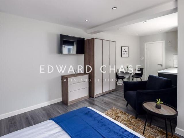 Studio to rent